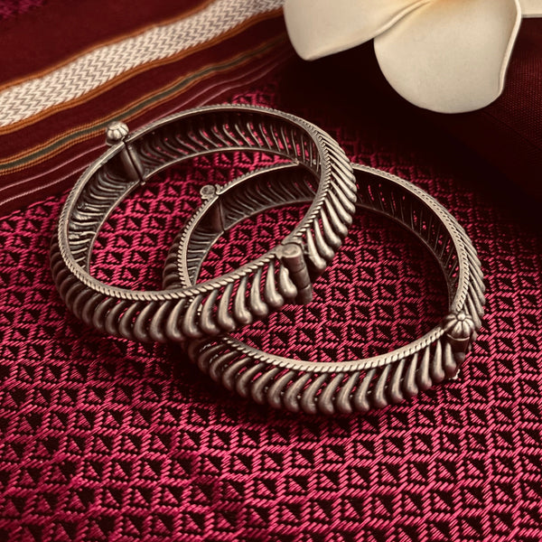 शिंदेशाही तोडे (पोकळ) | Shindeshahi Tode (Hollow) – PrajaktaRaj