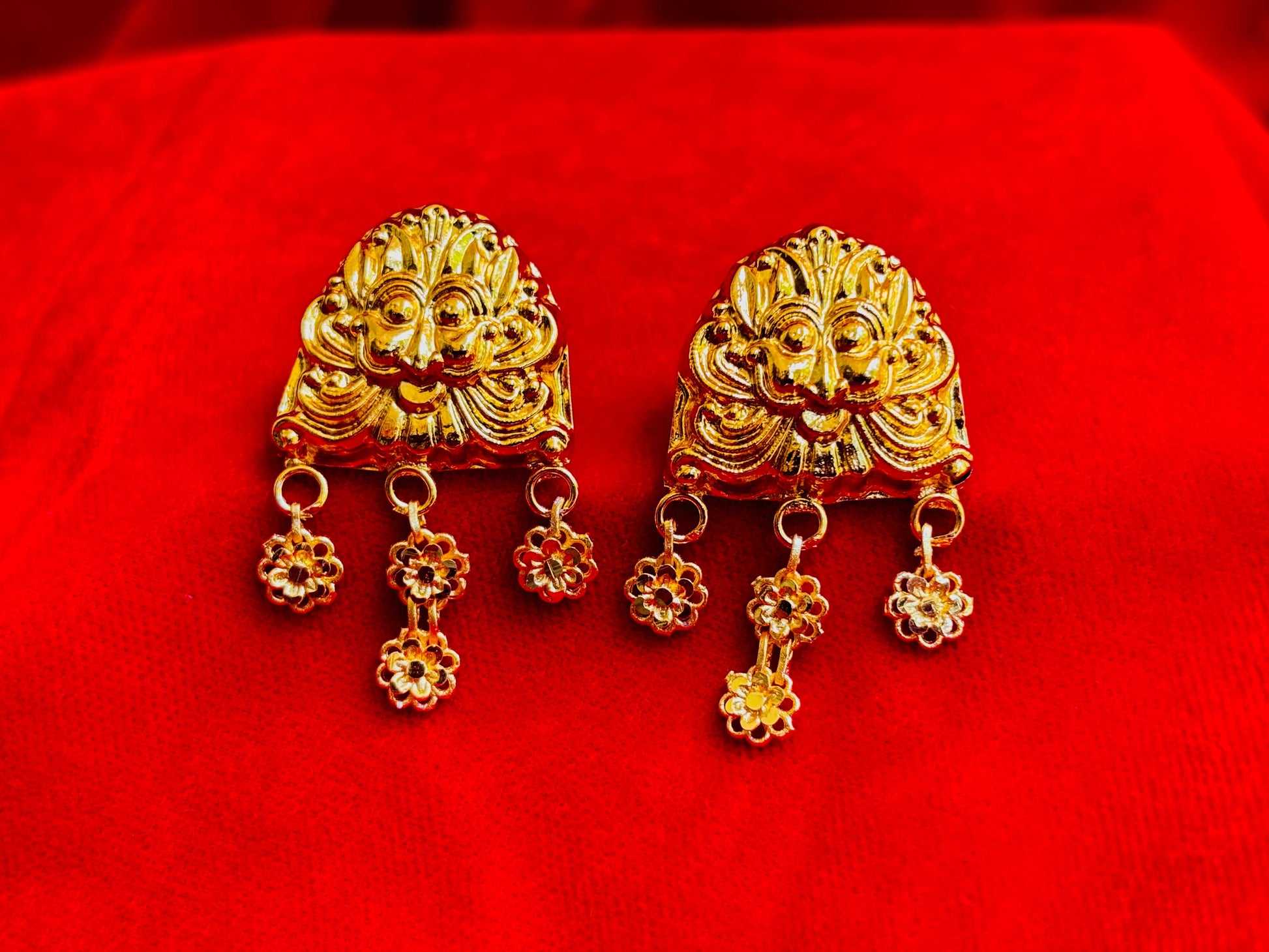 बकुळी हार + कानातले | Bakuli Har + Kanatle – PrajaktaRaj