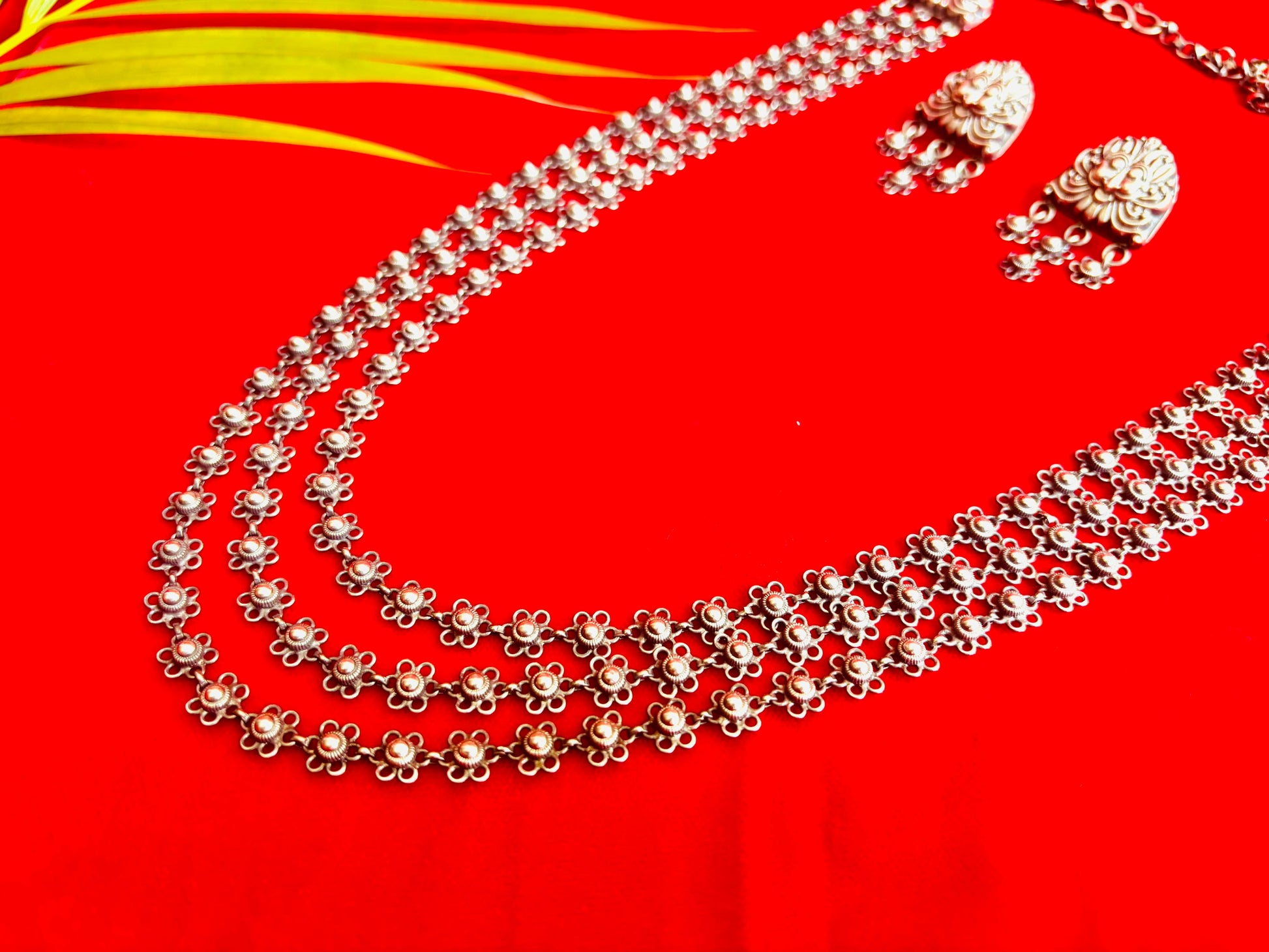 बकुळी हार + कानातले | Silver Bakuli Har + Kanatle – PrajaktaRaj