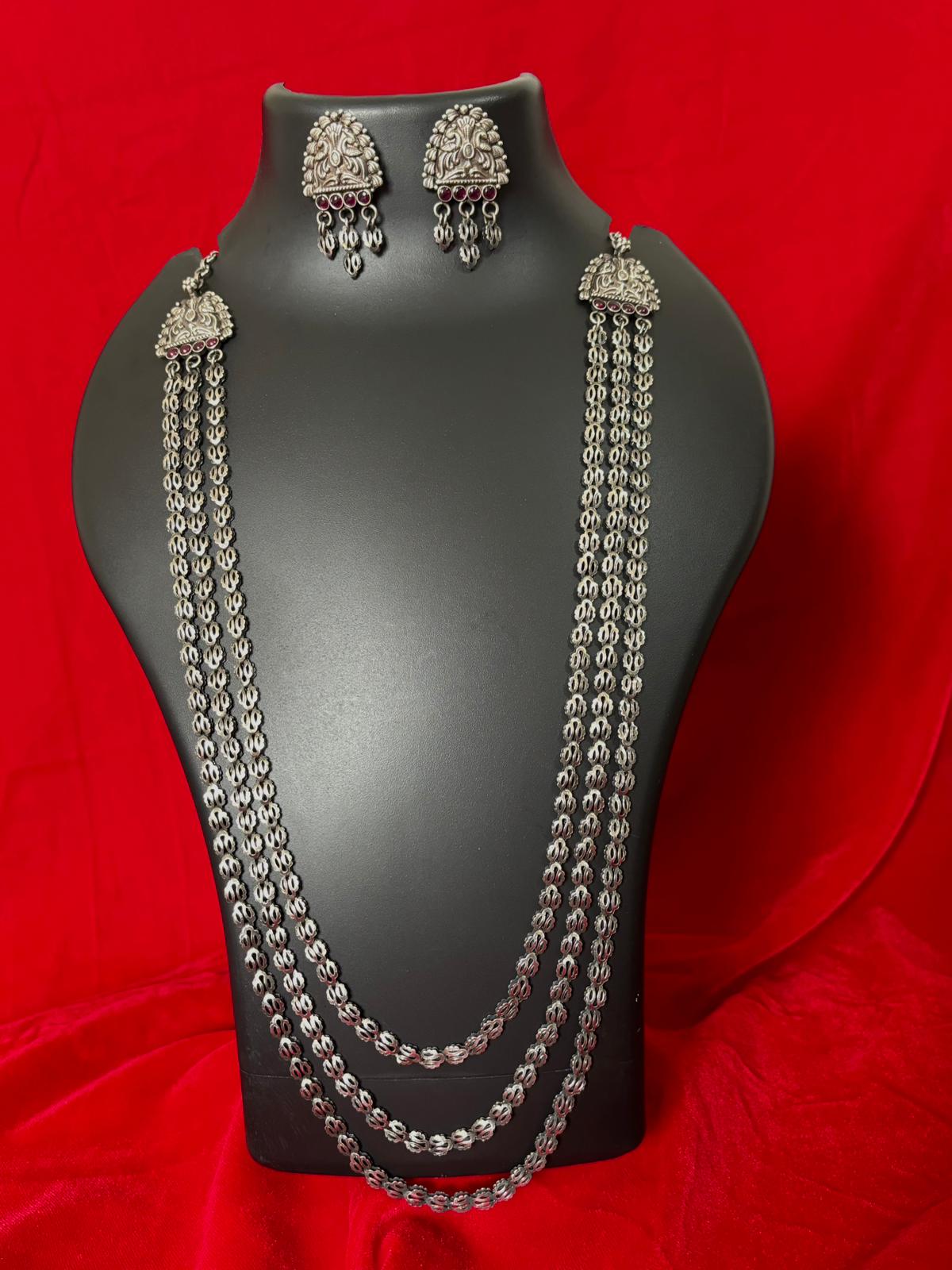 बकुळी हार + कानातले | Silver Bakuli Har + Kanatle – PrajaktaRaj