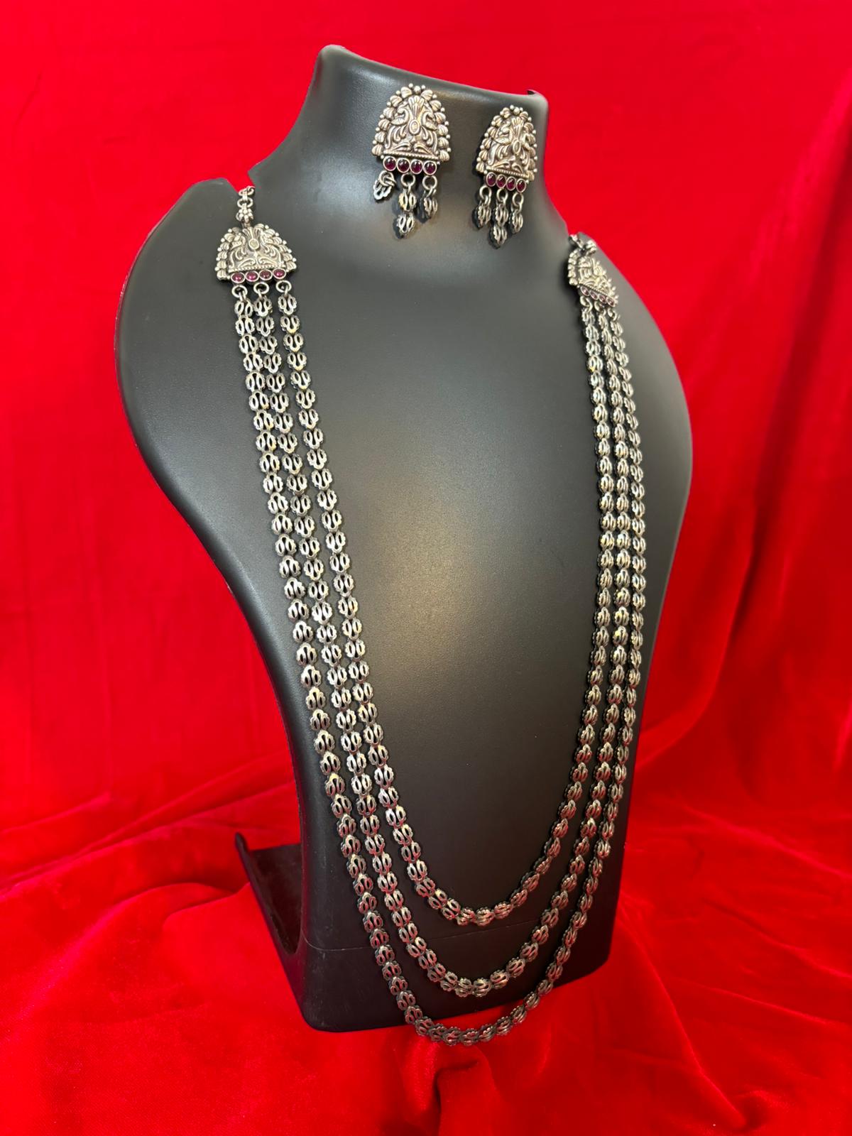 बकुळी हार + कानातले | Silver Bakuli Har + Kanatle – PrajaktaRaj